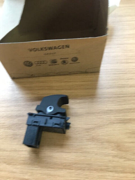 VOLKSWAGEN TRANSPORTER T6.1 2019+ REAR TAILGATE DOOR OPENING SWITCH ...